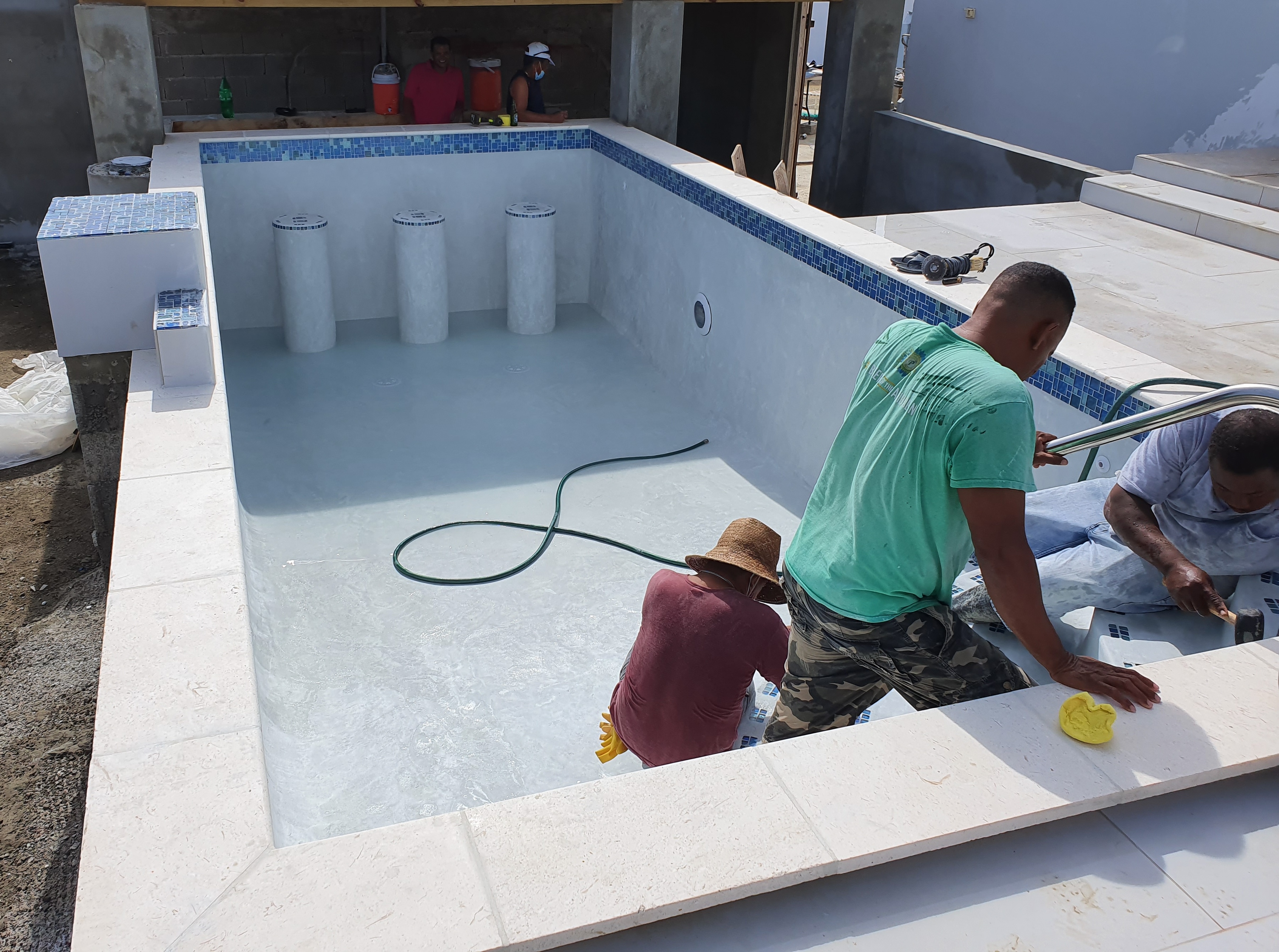 Crystal Pool Services | Premium Pool Construction in Aruba